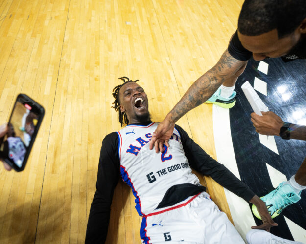 Mass Street zooms through Elam Ending, knocks off Florida TNT 76-59 ...